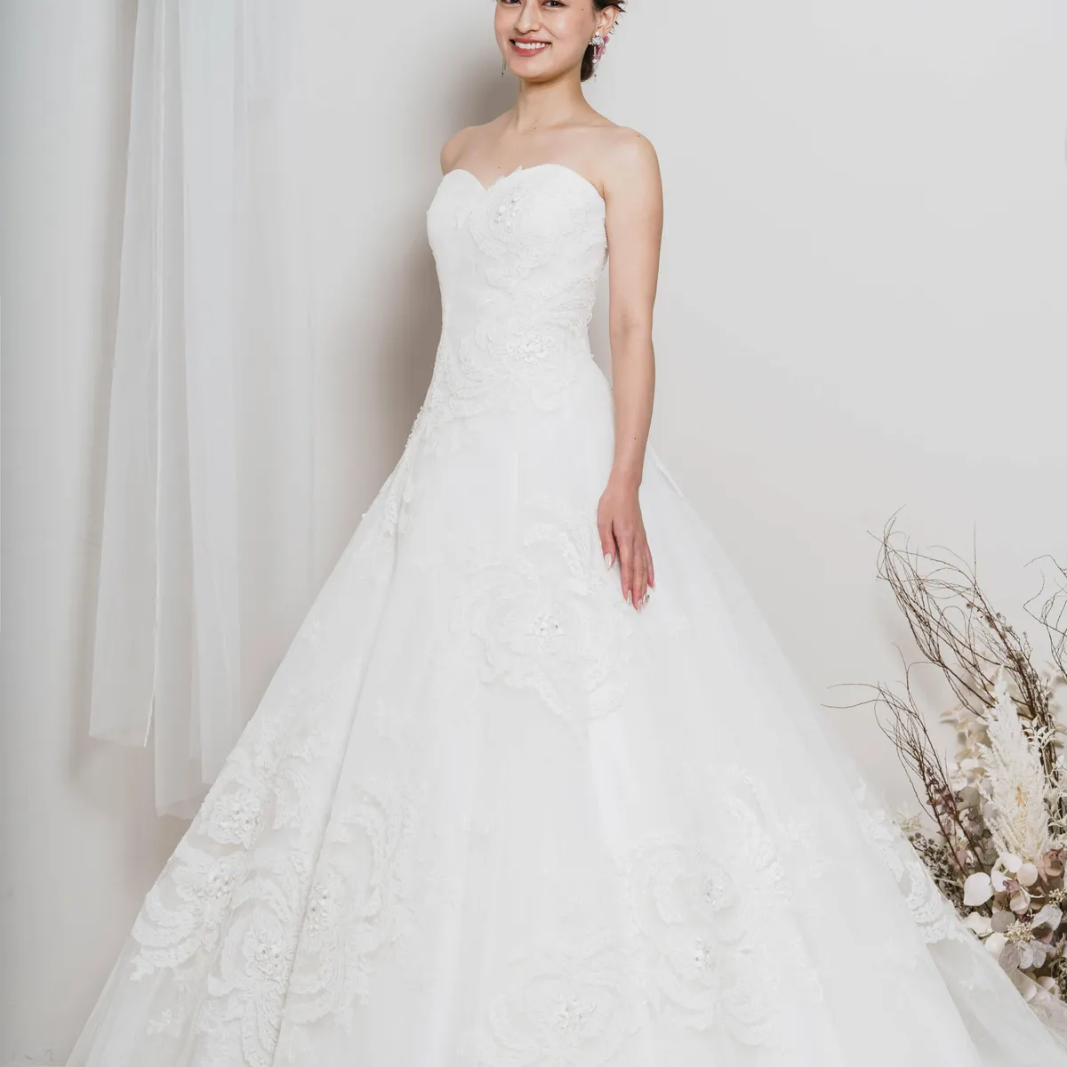 | ウェディングドレス